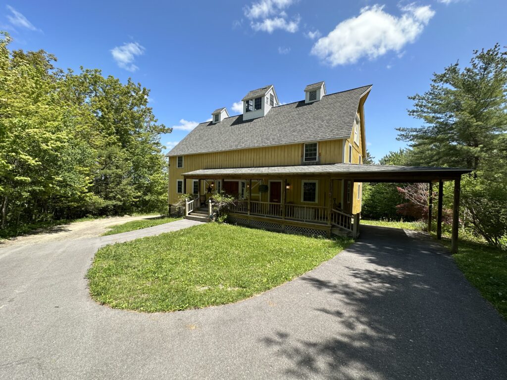 Home - Yellow Barn Estate Guest House